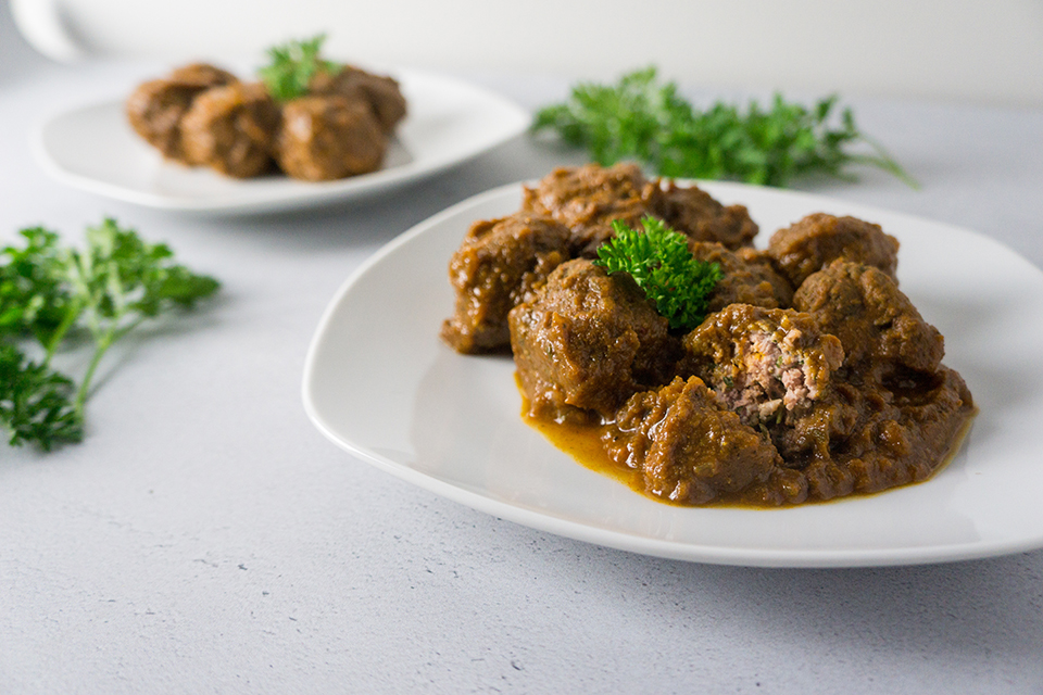 Kufta Meatball Pumpkin Curry - I Dream of Sesame